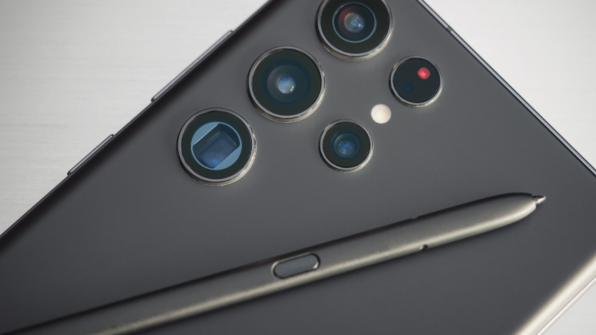 10 Rekomendasi HP Samsung dengan Kamera Terbaik | Telkomsel