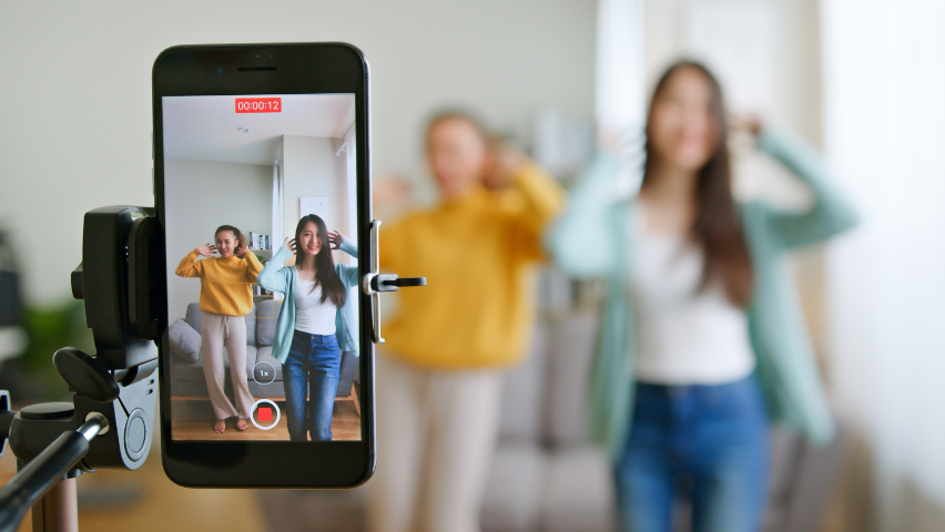 SnapTik: Download Video TikTok Tanpa Watermark | Telkomsel